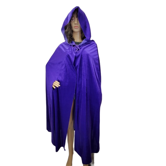 Spirit | Other | Spirit Halloween Purple Crushed Velvet Cape Hood ...